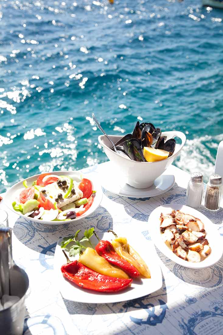 Gallery | Restaurant in Ammoudi Santorini, Oia | Dimitris Taverna