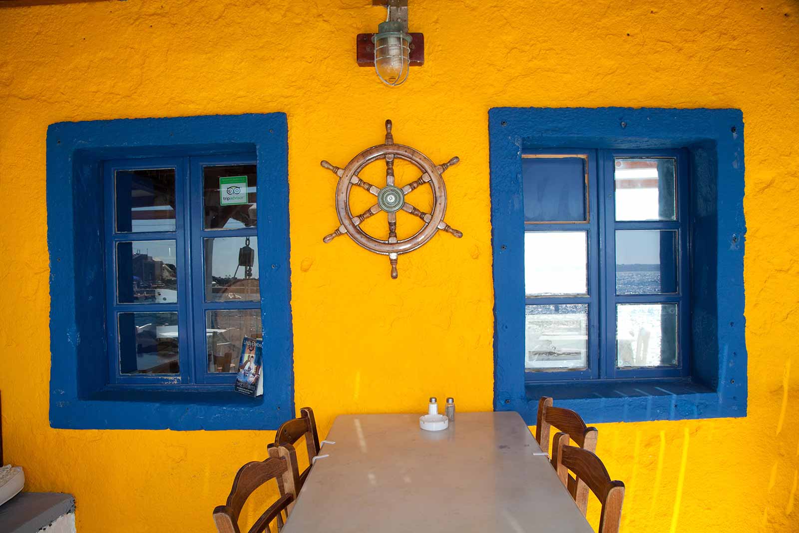 Gallery | Restaurant in Ammoudi Santorini, Oia | Dimitris Taverna